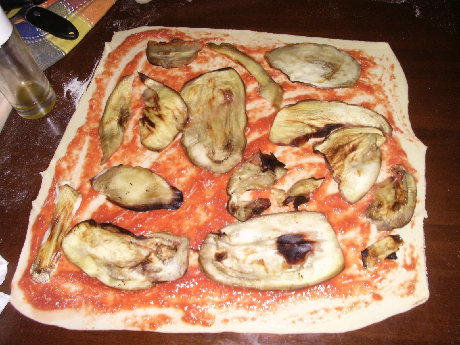 Scacce modicane di pomodoro e melanzana