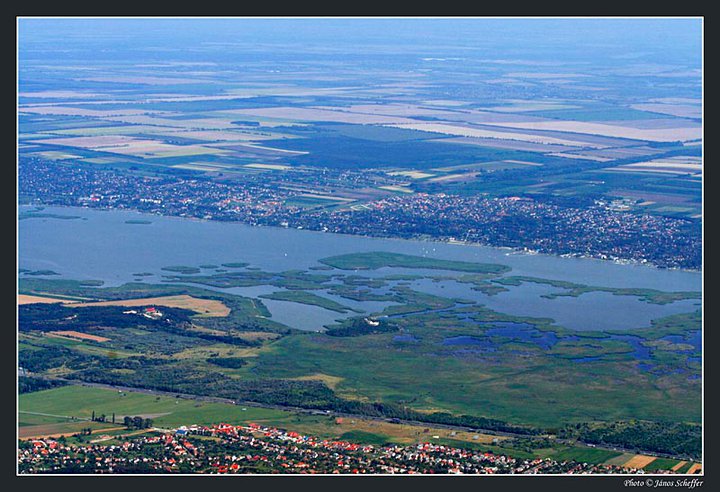 Entre deux eaux: Les fleuves et les lacs en Hongrie