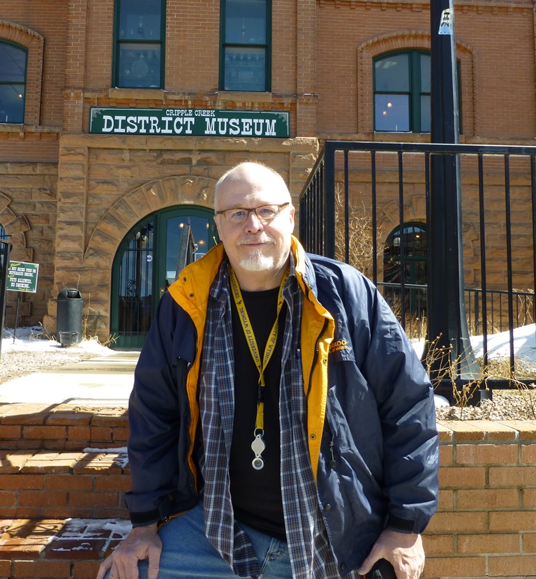 Colorado Earth Science: MINERAL CURATION PROJECT AT THE CRIPPLE CREEK ...