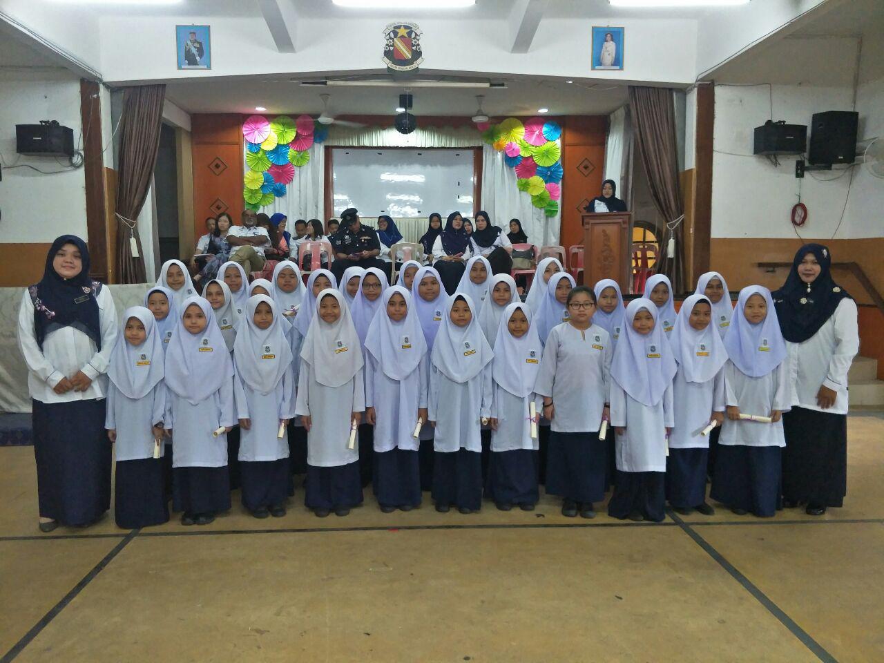 SEKOLAH KEBANGSAAN CONVENT MUAR: MAJLIS PERLANTIKAN PEMIMPIN KECIL ...