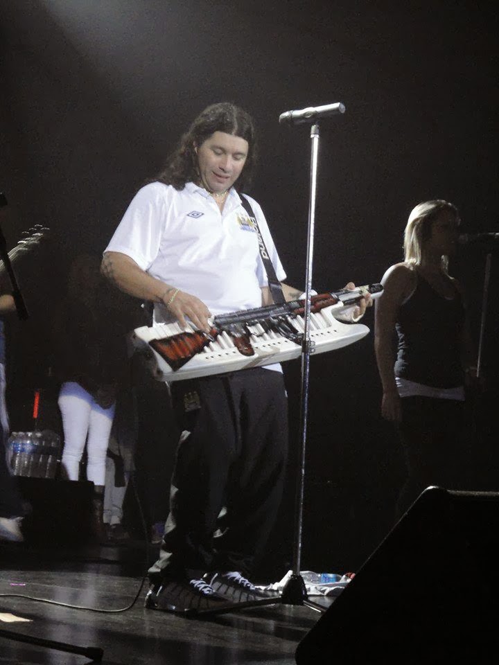 Pablo Lescano y Damas Gratis: 2013