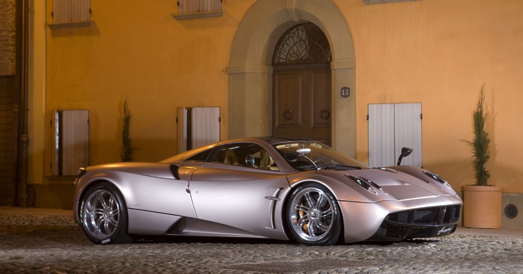 Amazing World & Fun: The Amazing Car - Pagani C9 Huayra