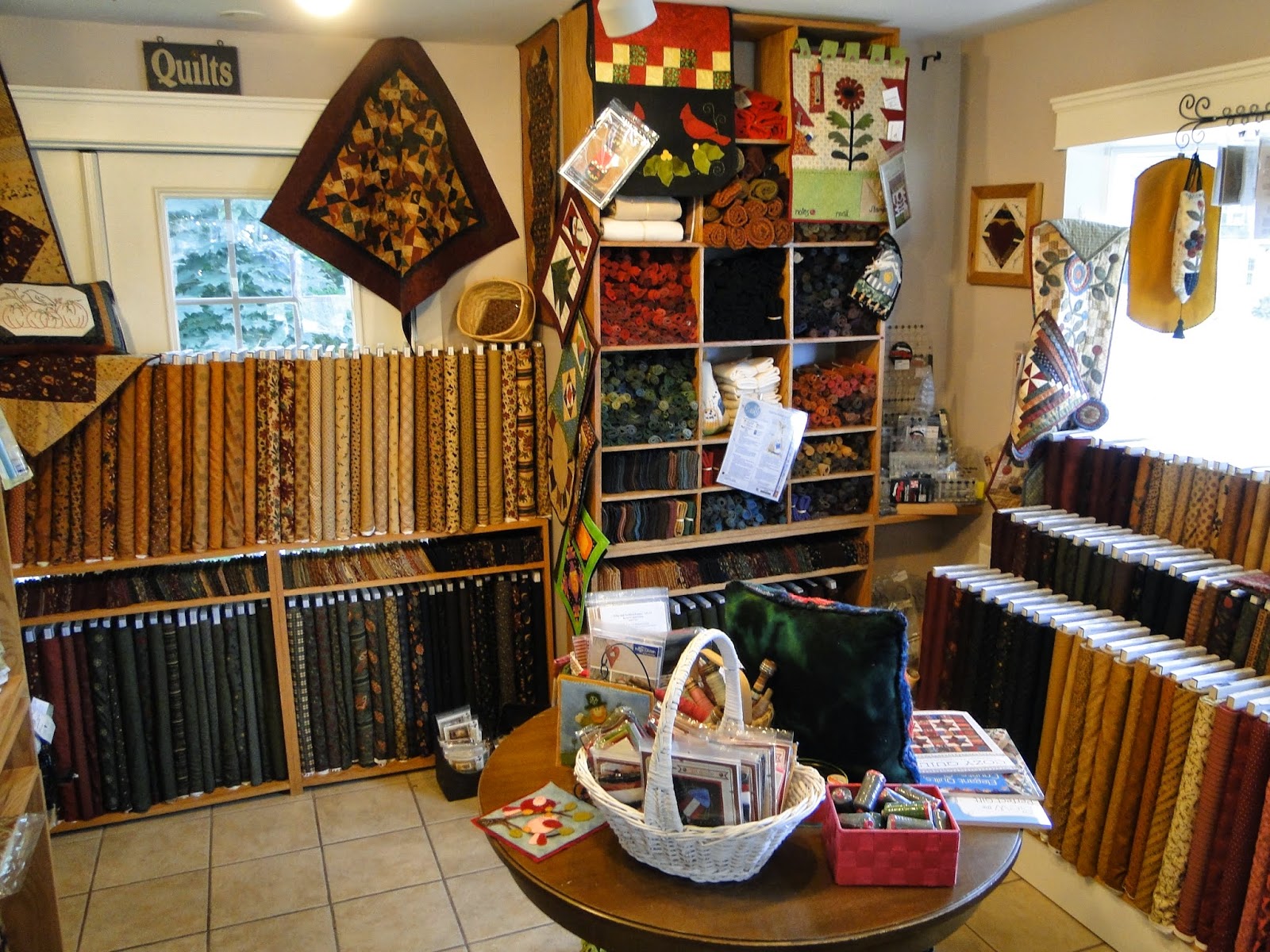 Heartspun Quilts ~ Pam Buda: Patchwork Garden Quilt Shop Visit