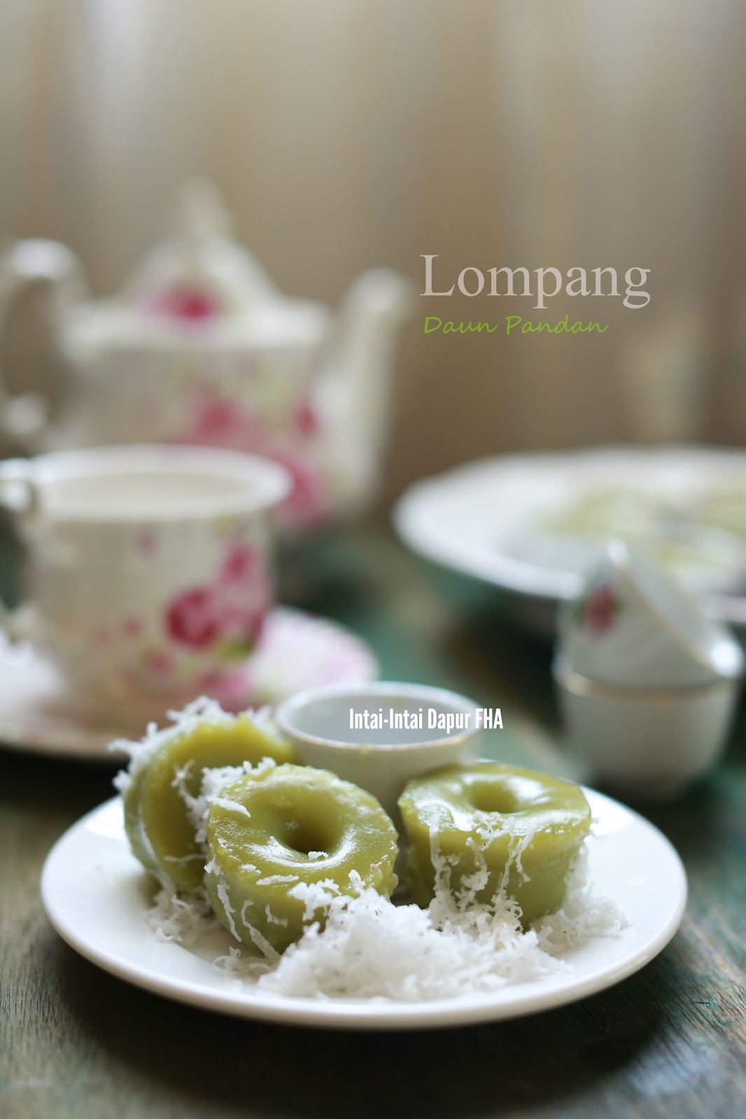 LOMPANG DAUN PANDAN - FHA Selemak Santan