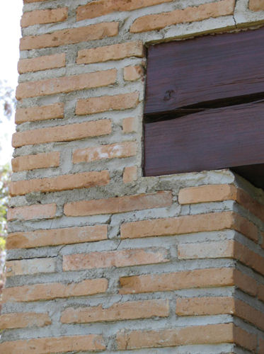 AITIM INFORMA: Dinteles de madera fuertemente fendados