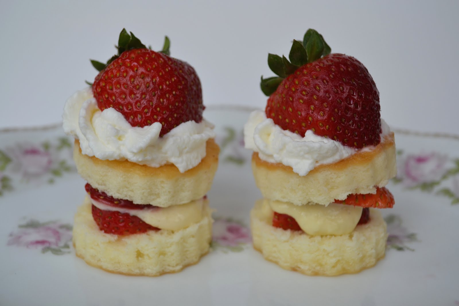 Sweetology: Tea Party Tuesday First Offical Link Up!!! Vanilla Rose ...