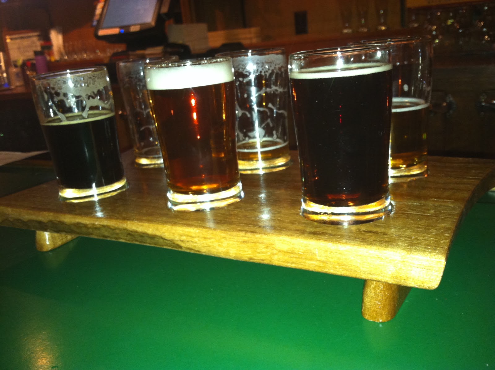 RusticWorks - Wood Working Photo Journal: Beer Sampler Serving Trays