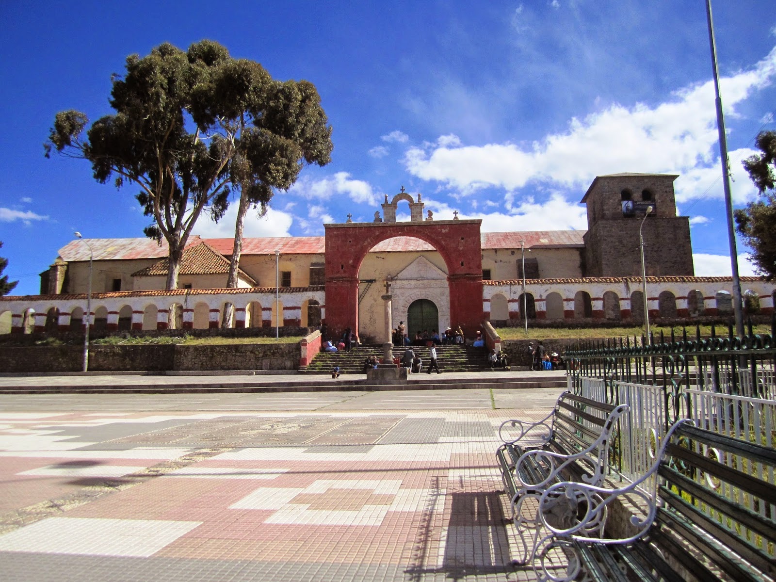 Recuerdos de mis viajes: CHUCUITO: CIUDAD DE LAS CAJAS REALES