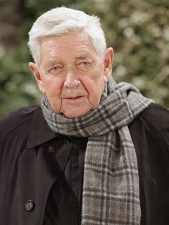 RobVogt80s: Ralph Waite: From Pa Walton to Father Matt