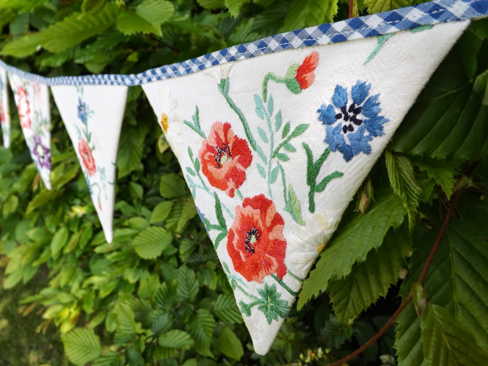 SewforSoul: Vintage Upcycled Bunting