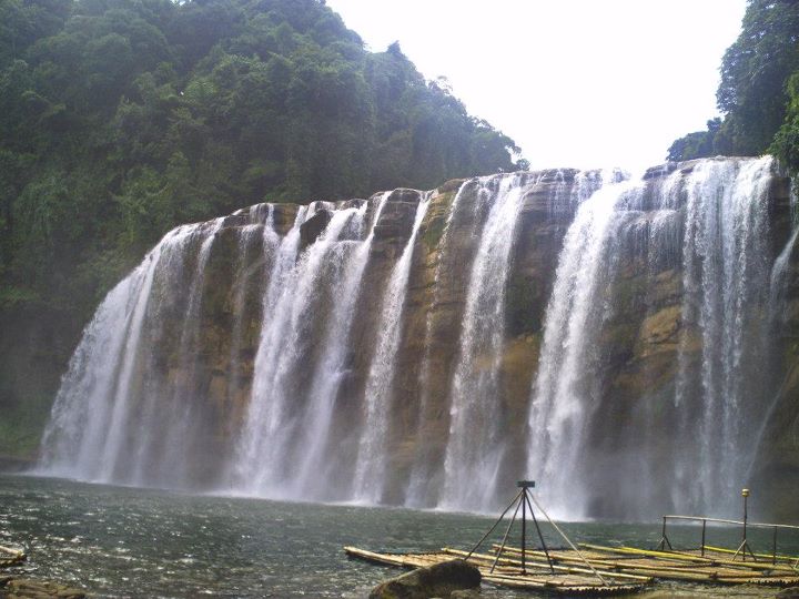 TRAVEL ADVENTURE: Enchanted River and Tinuy-an Falls