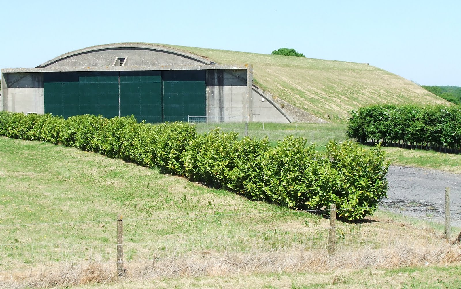 English Buildings: Hullavington, Wiltshire