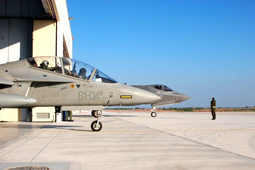 THE NEW ITALIAN AIR FORCE AIRCRAFT TRAIN TOGETHER FOR FIRST TIME - Blog ...