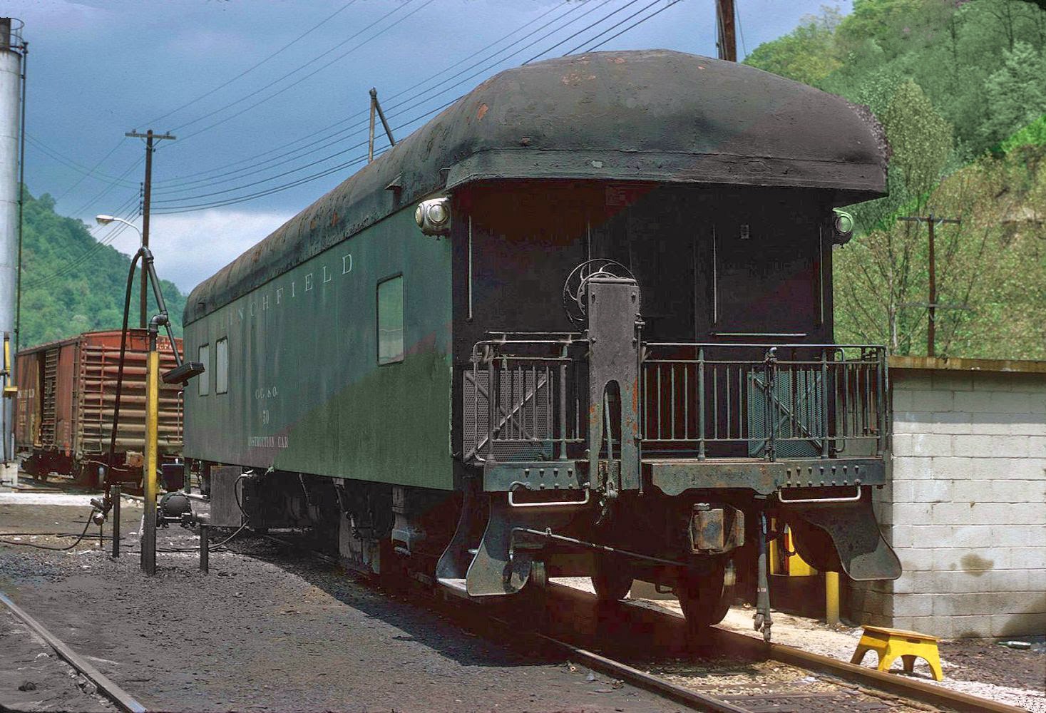 transpress nz: Clinchfield Railroad observation instruction car
