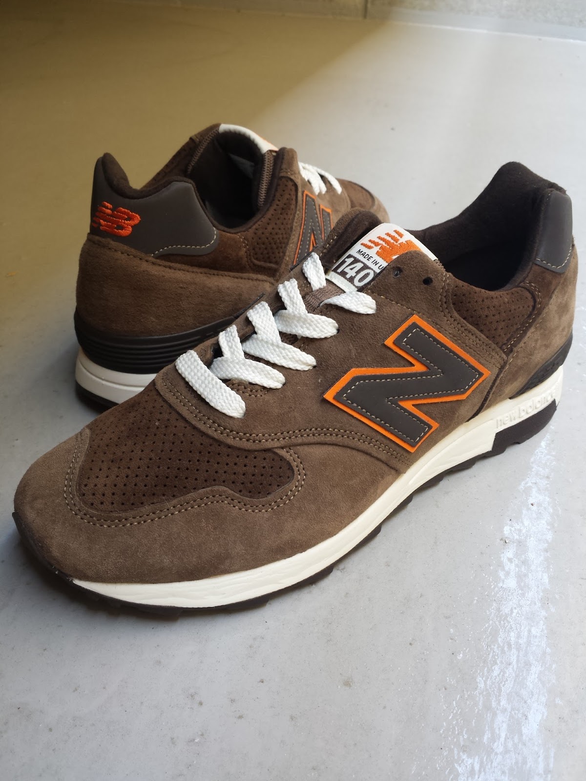 Bristy blog: タイプの違うニューバランス "M1400"
