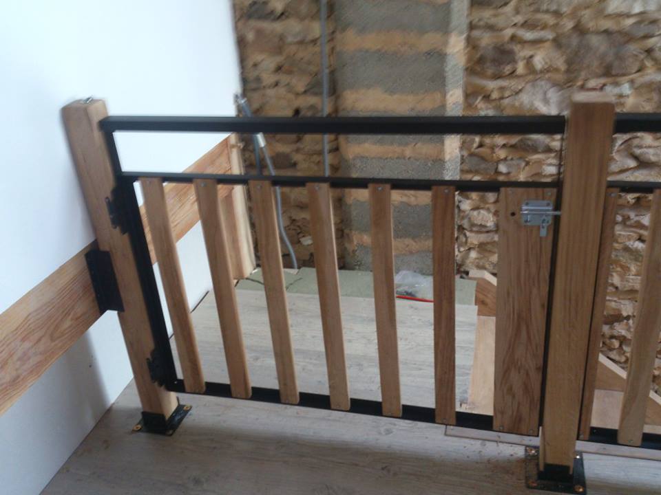 La grange de Pelesté: Rambarde mezzanine