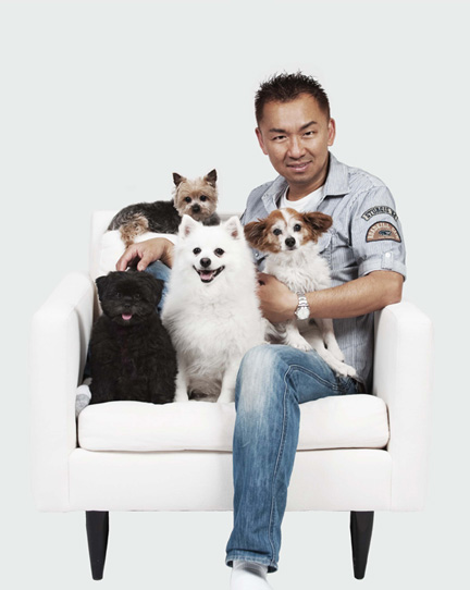 Blog Guidebook: A Prince of a Giveaway With Naked Decor Part One