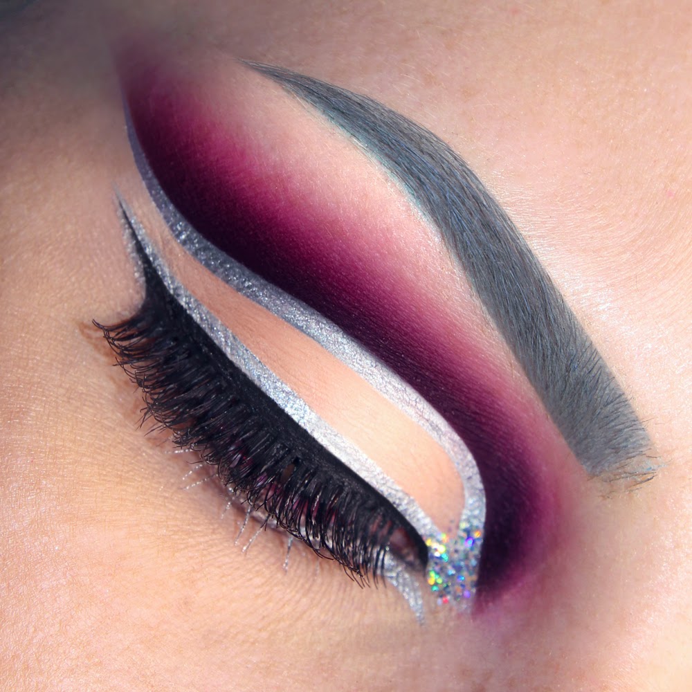 Pink double cut crease makeup tutorial / 3D Silver glitter make-up look ...