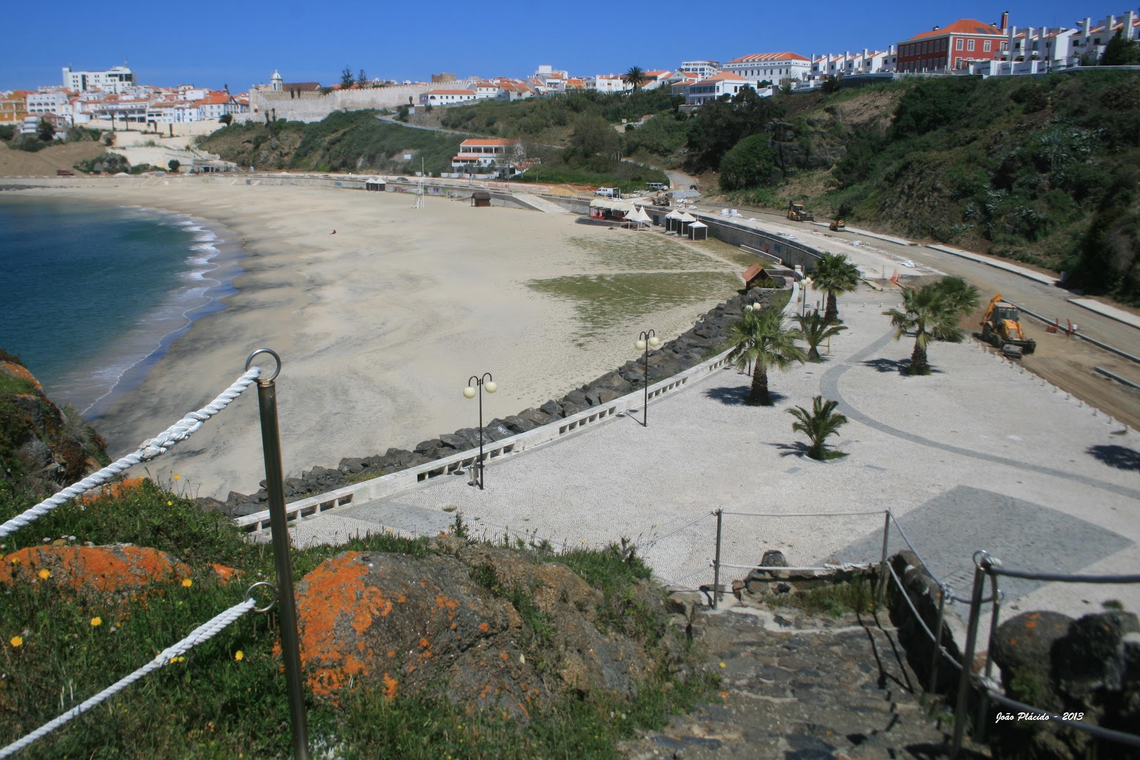 Cabo de Sines: Vista da Avenida e praia Vasco da Gama (lado Sul) - Sines