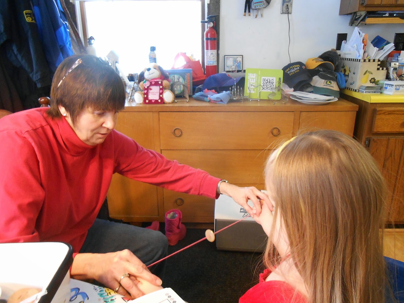 Rita's Sew Fun: Button/String Game