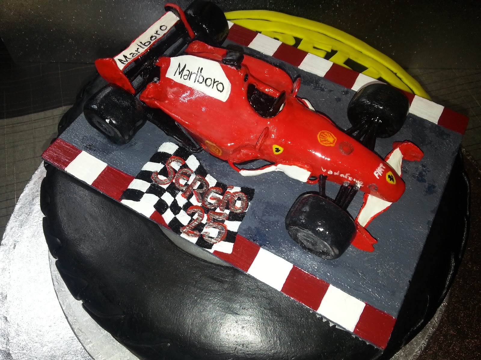 Anna&dolç: Pastel de F1 Ferrari