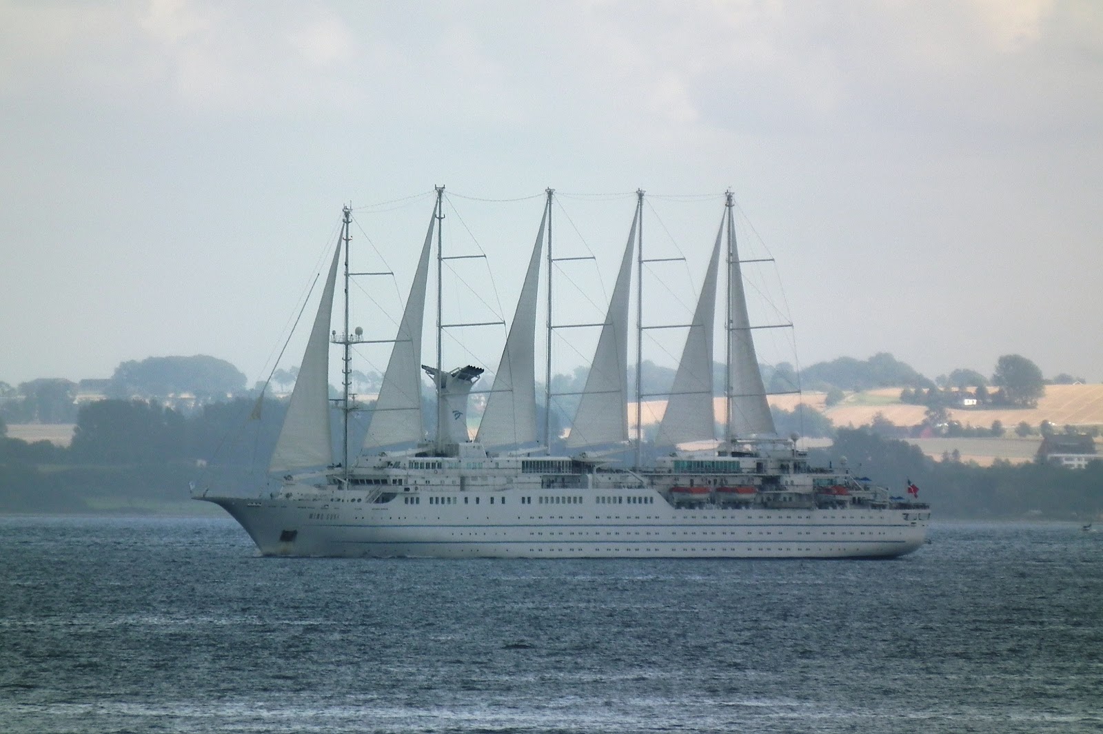 The Things I Enjoy: The second visit of MSY Wind Surf in Øresund this ...