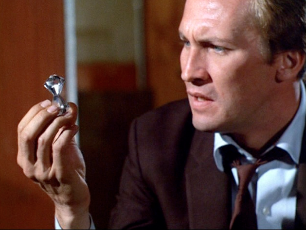 THE INVADERS: Episode 15: Moonshot - 4/18/67