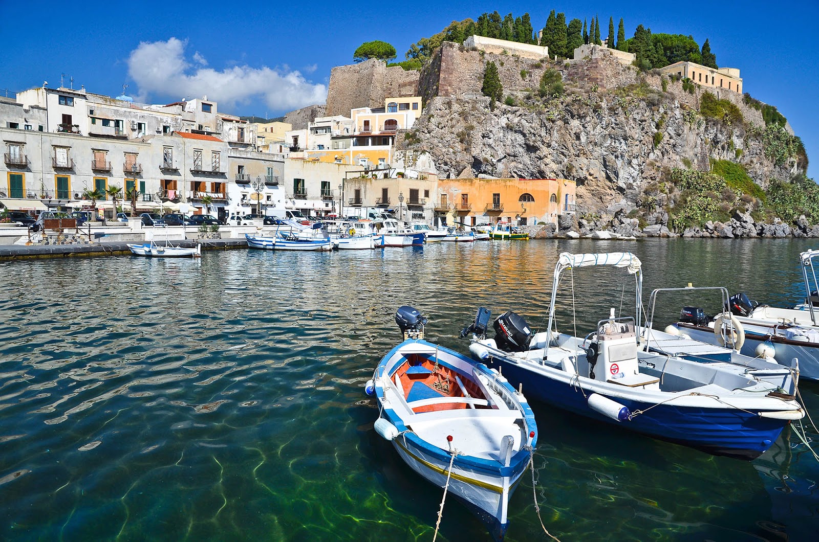 Viaggi in bicicletta, Escursioni e Fotografia: In tenda sul cratere di ...