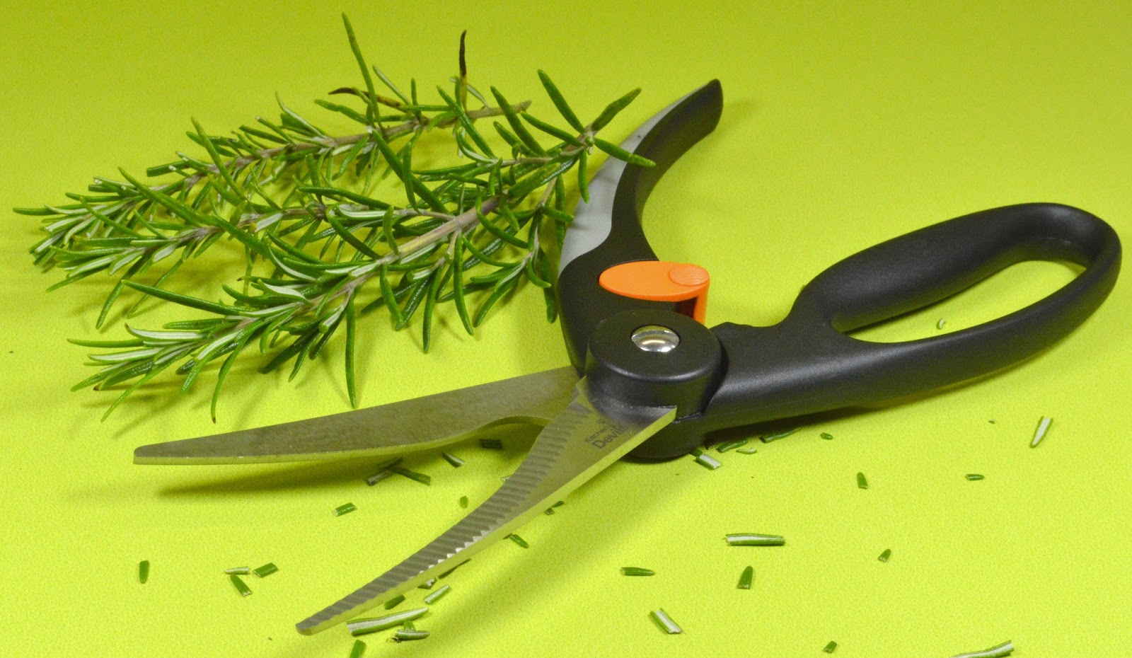 Photograph SLR: Kitchen Devils Kitchen Scissors - Review