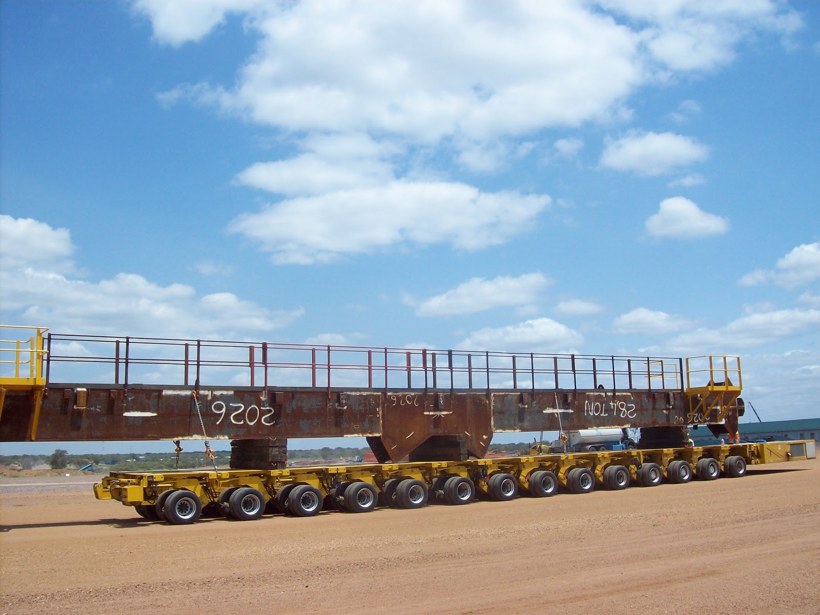 modular trailer: SPMT(selp propelled modular transporter)