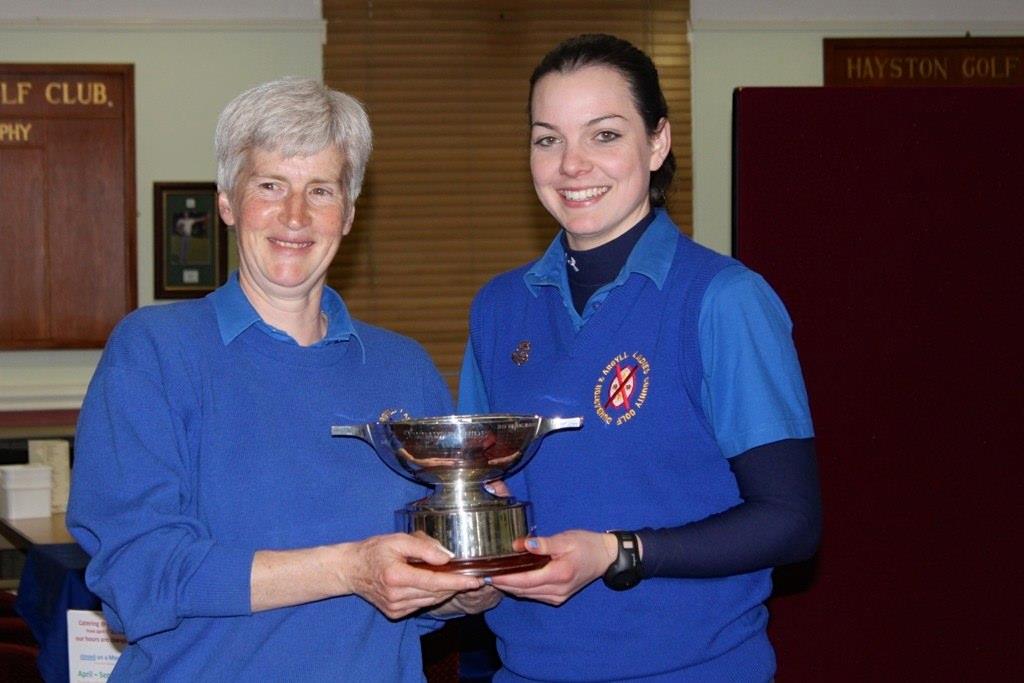 Carol Fell Golf : NIKKI IS GETTING THE BEST OF BOTH WORLDS AT CATHCART ...