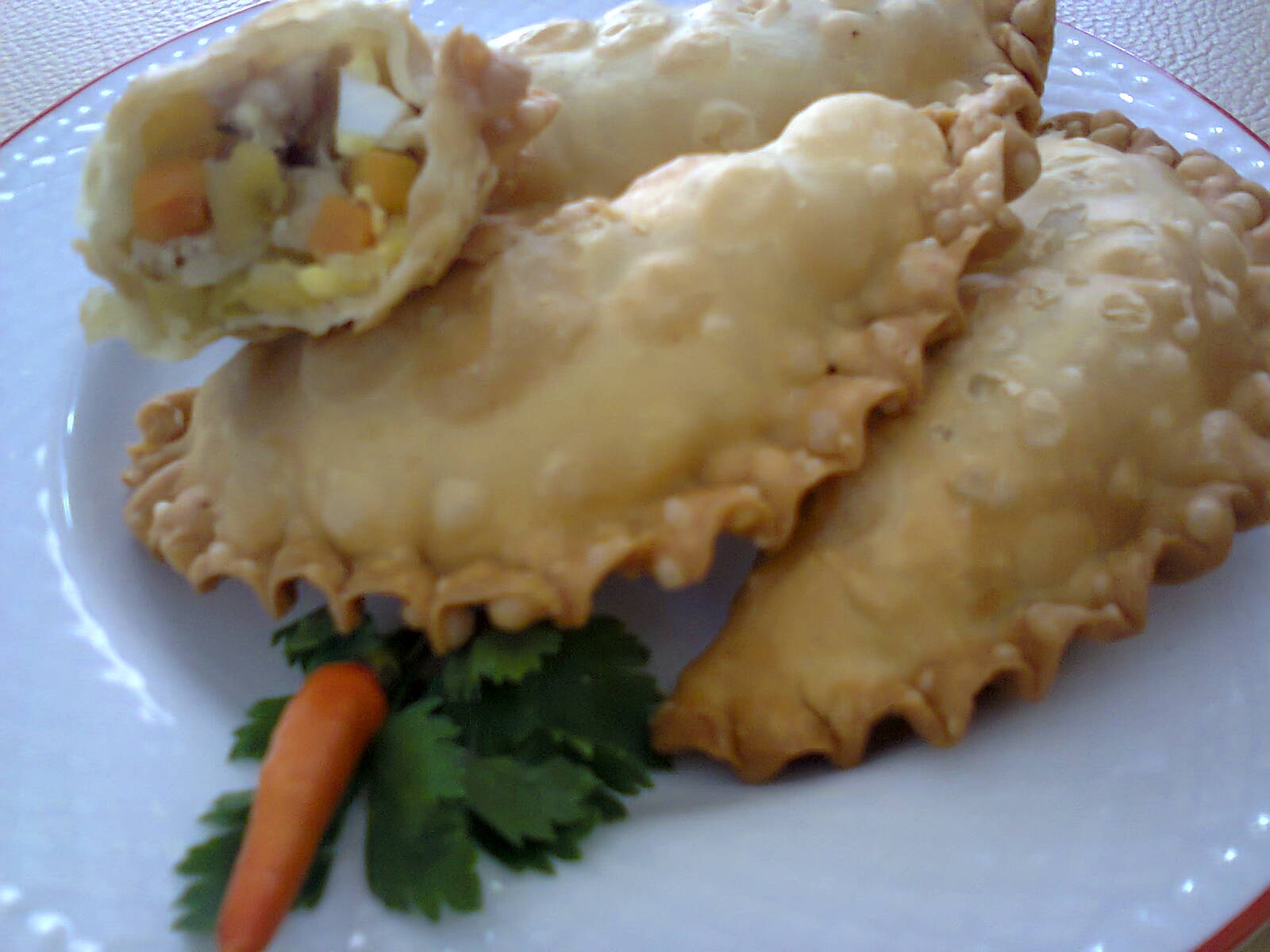 the LOVE from my KITCHEN: PASTEL GORENG ISI AYAM,SAYUR + TELUR