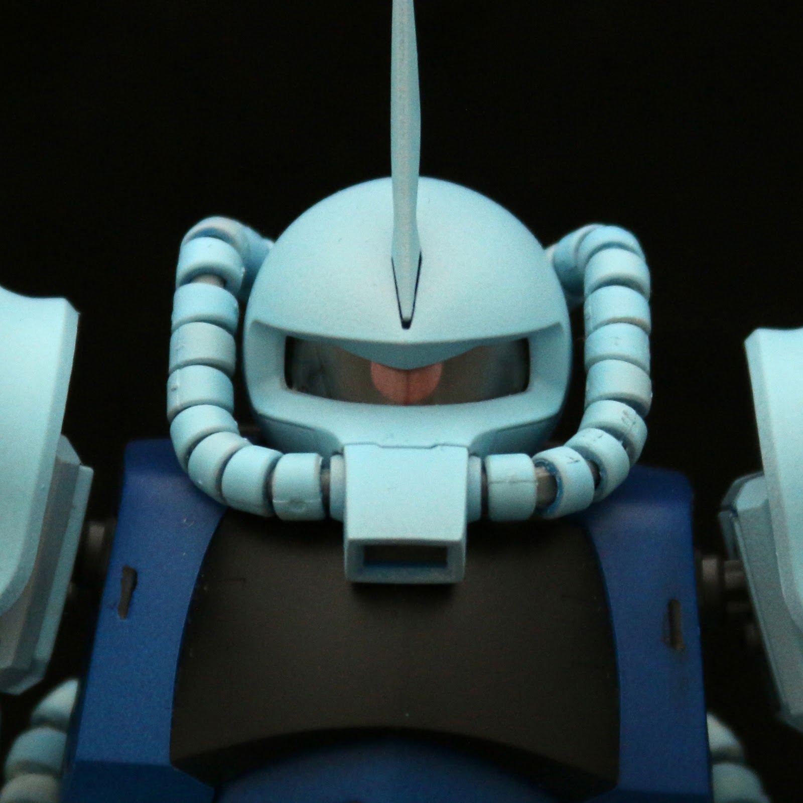 FigureReview: Master Grade Gouf 30th Anniversary Version