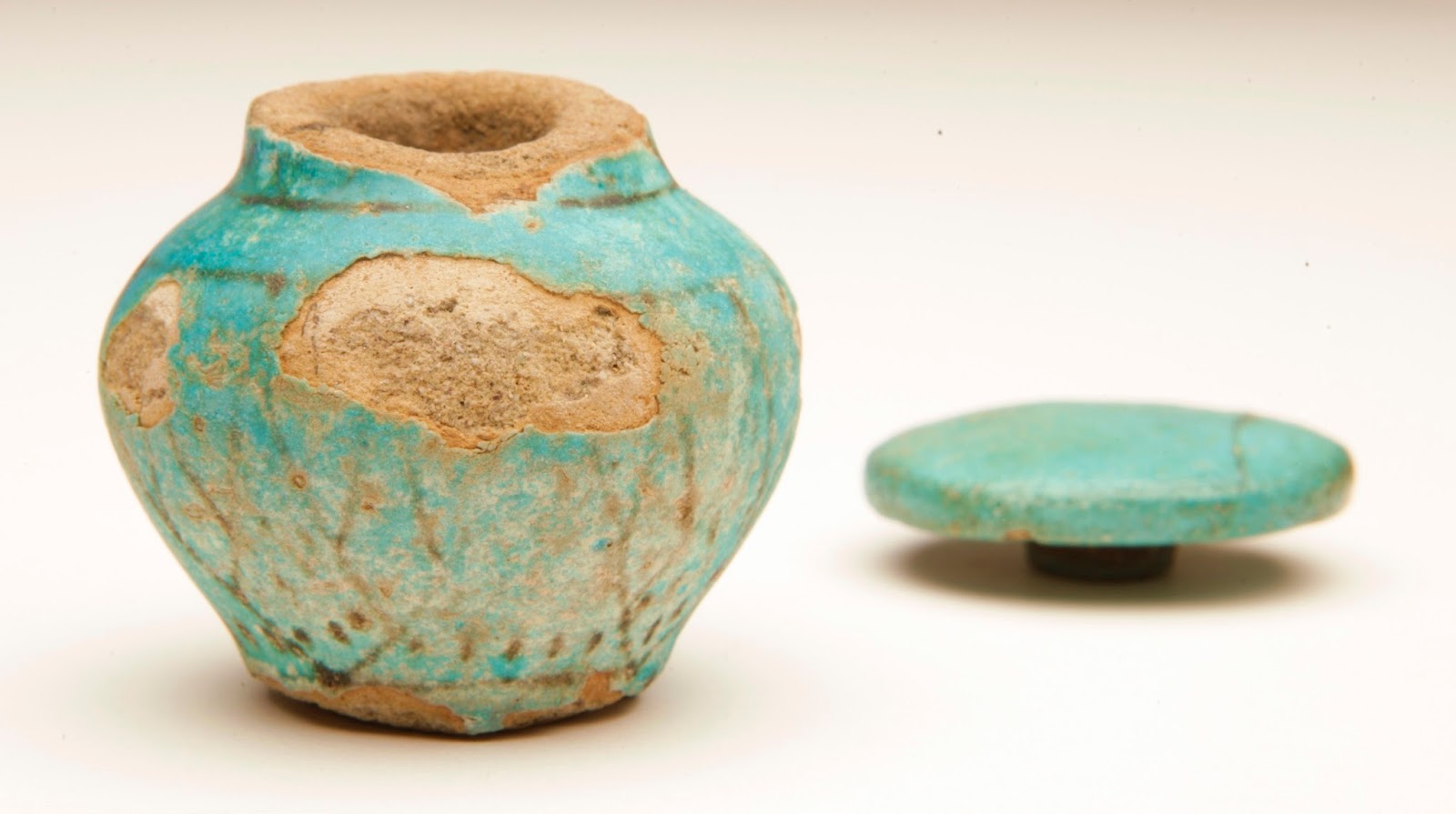 EVERYTHING ABOUT ARCHAEOLOGY: WHAT IS THE FAIENCE