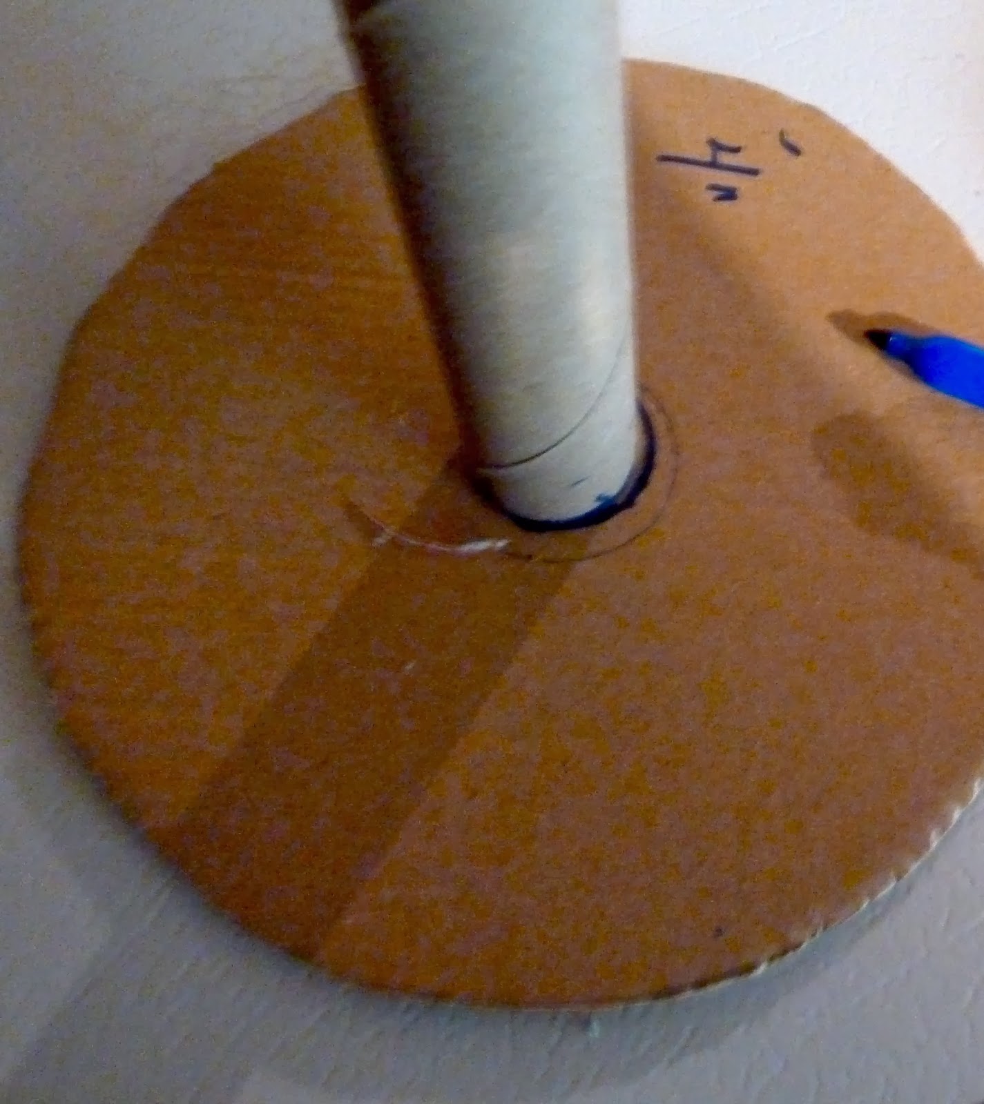 Make it easy crafts: Recycled cardboard light string spool