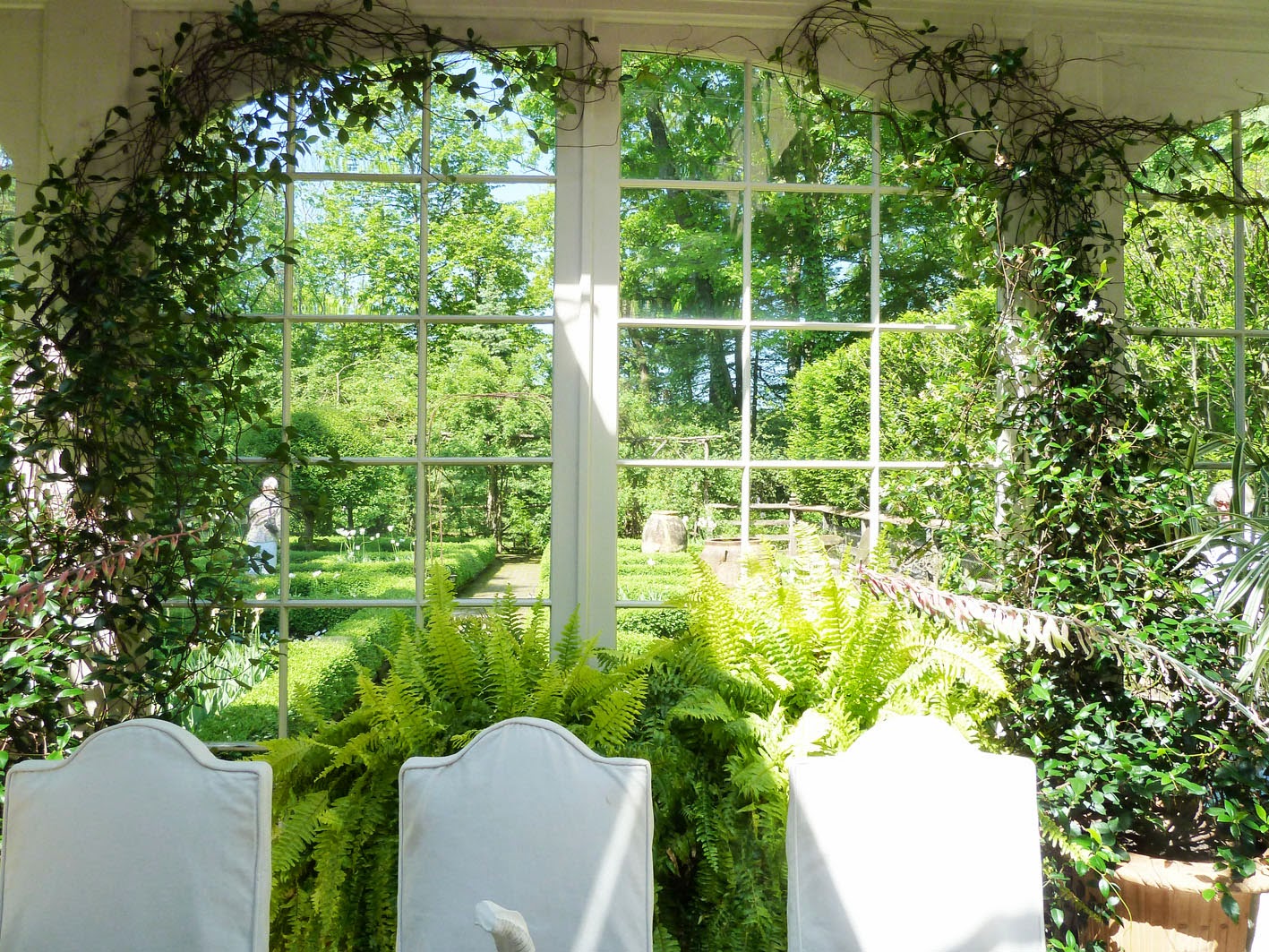 A Library of Design: Garden Libraries