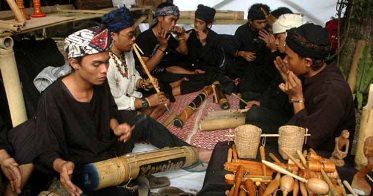 IBD Tugas 2 : Kebudayaan Sunda (Bandung) ~ STEKOTIARCHI