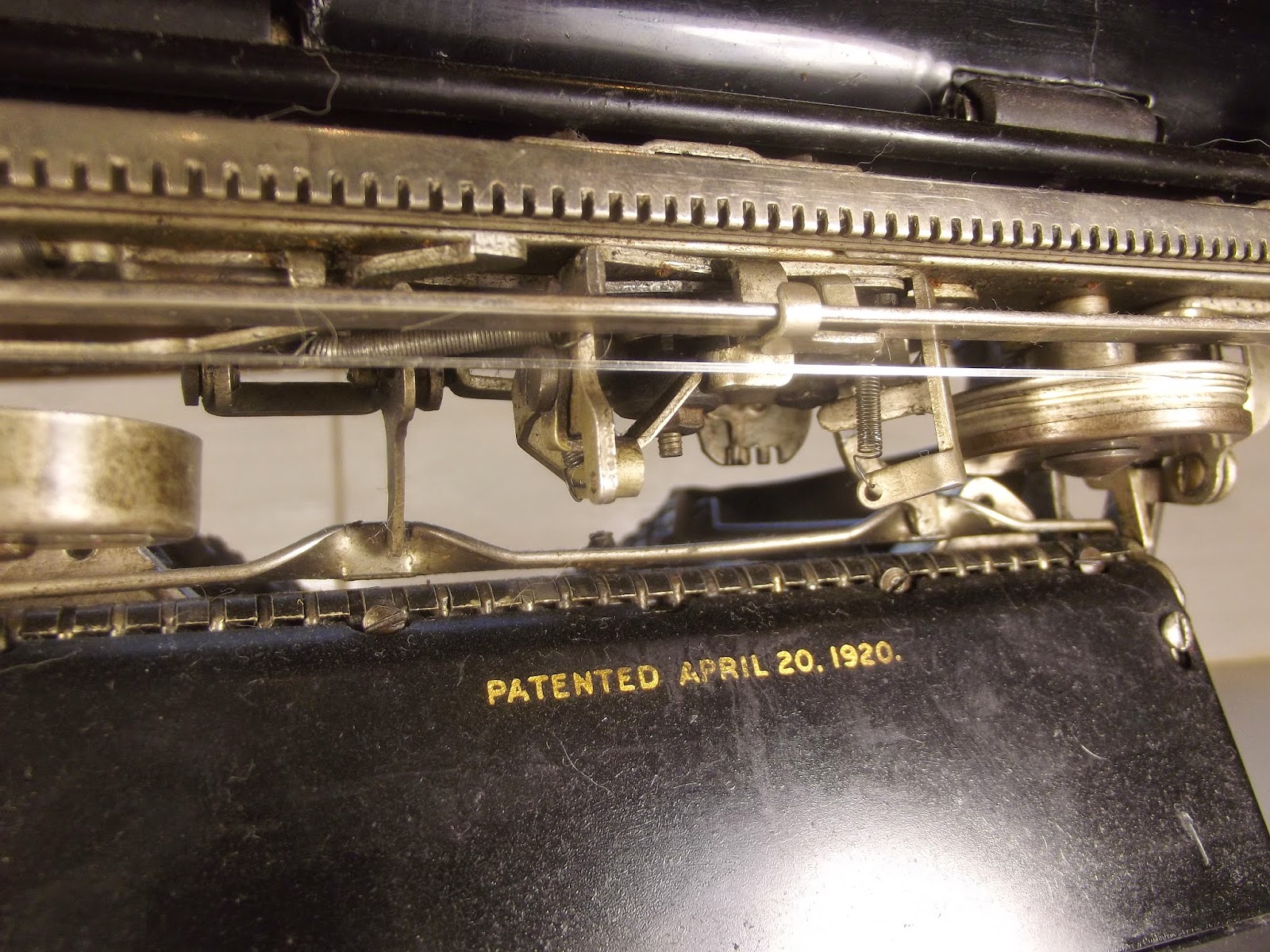 oz.Typewriter: Anatomy of a Fox No 1 Portable Typewriter
