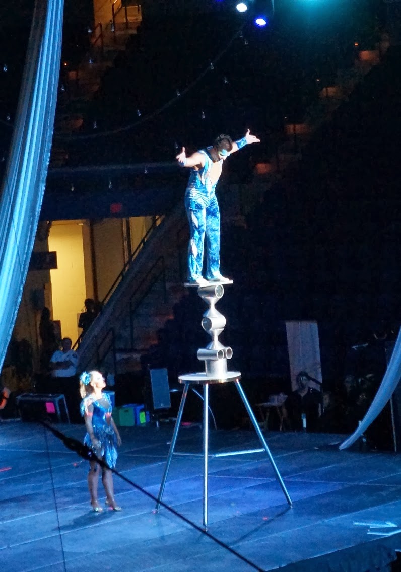 Evan and Lauren's Cool Blog: 9/21/13: Cirque Musica New Show
