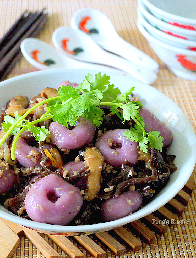 Peng's Kitchen: Chinese Yam Abacus Seeds 紫淮山算盘子