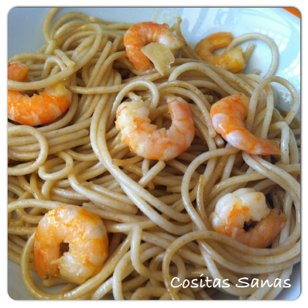 Cositas Sanas: Receta: Pasta integral con gambas