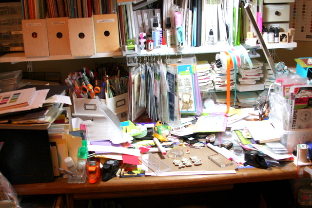 Chavez Designs: Messy Crafters Anonymous