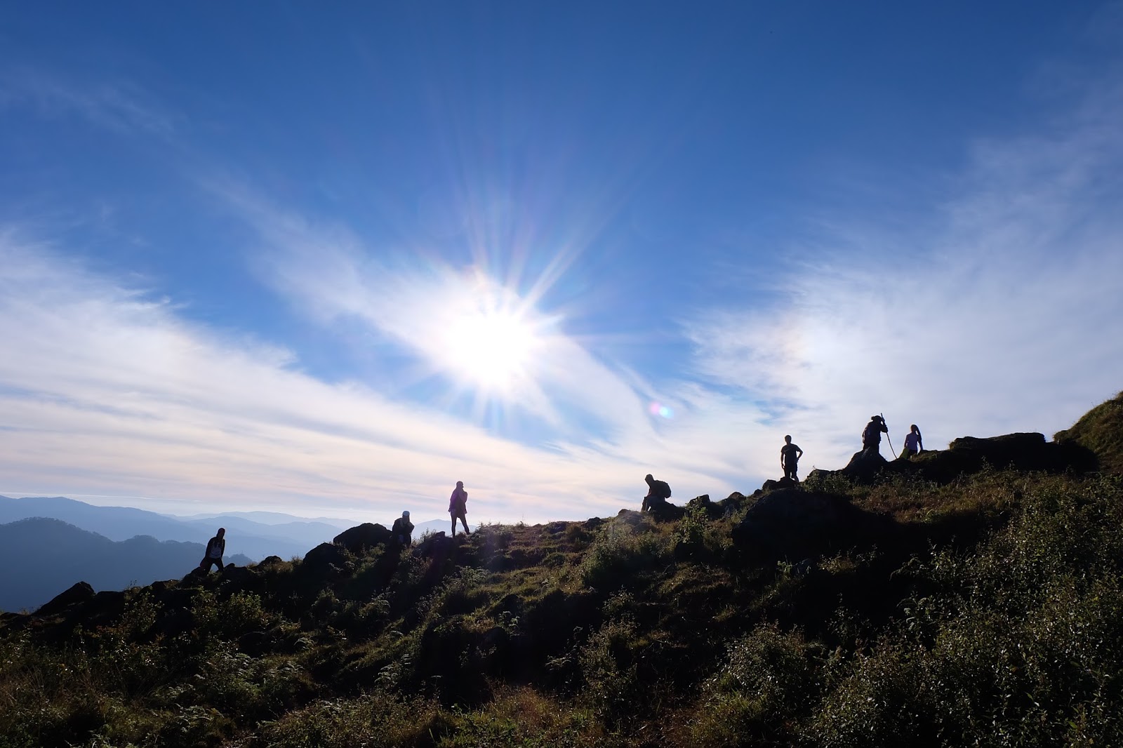 A Day Hike in Mt. Ulap - From The Highest Peak to The Deepest Sea