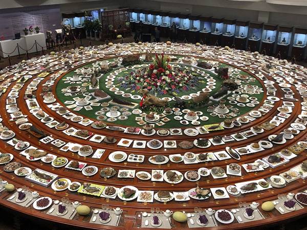 99 WOW: $98 Million Grand Stone Feastوليمة عملاقة من الحجارة بـ 98 ...