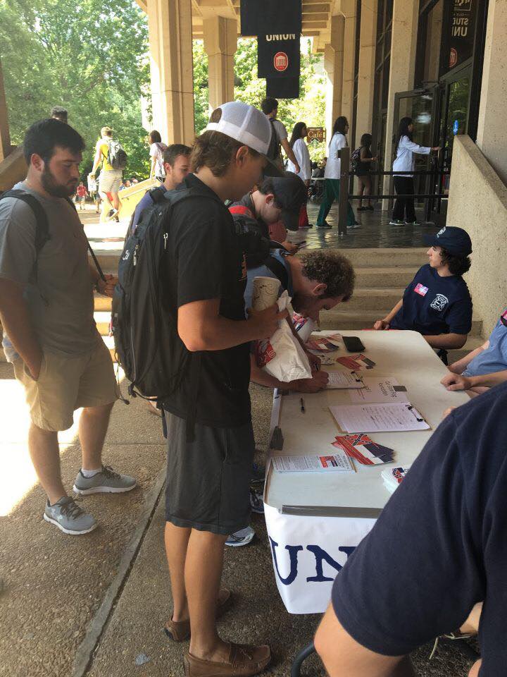 The Virginia Flaggers: Dixie Rising - Ole Miss Students Protest State ...