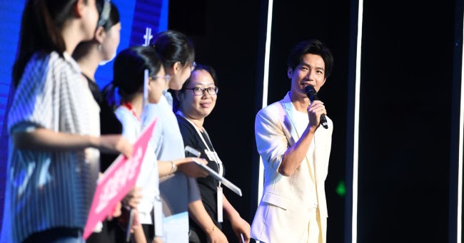 China Entertainment News: Pop singer Chen Chusheng releases new album