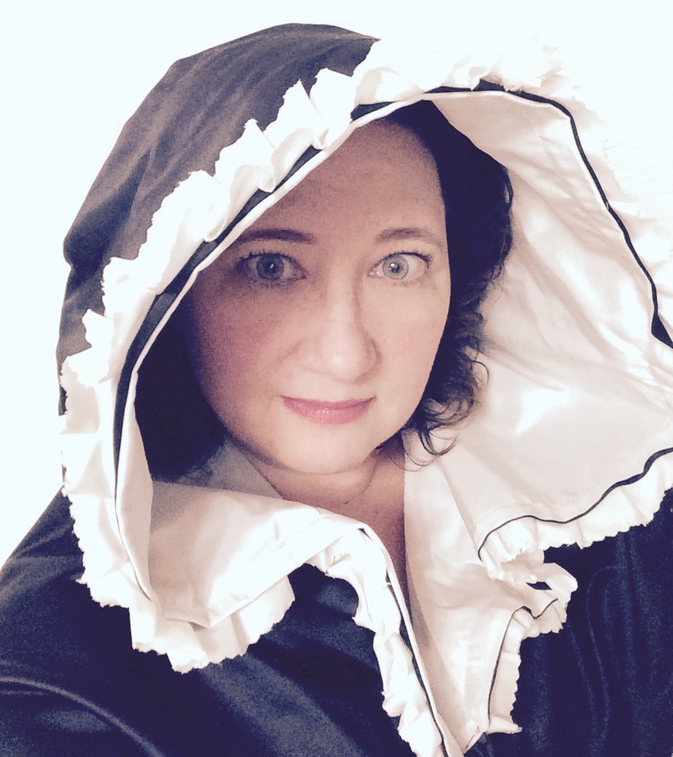 Sew Modern Sew Historical: Larkin & Smith 18th Century Silk Short Cloak