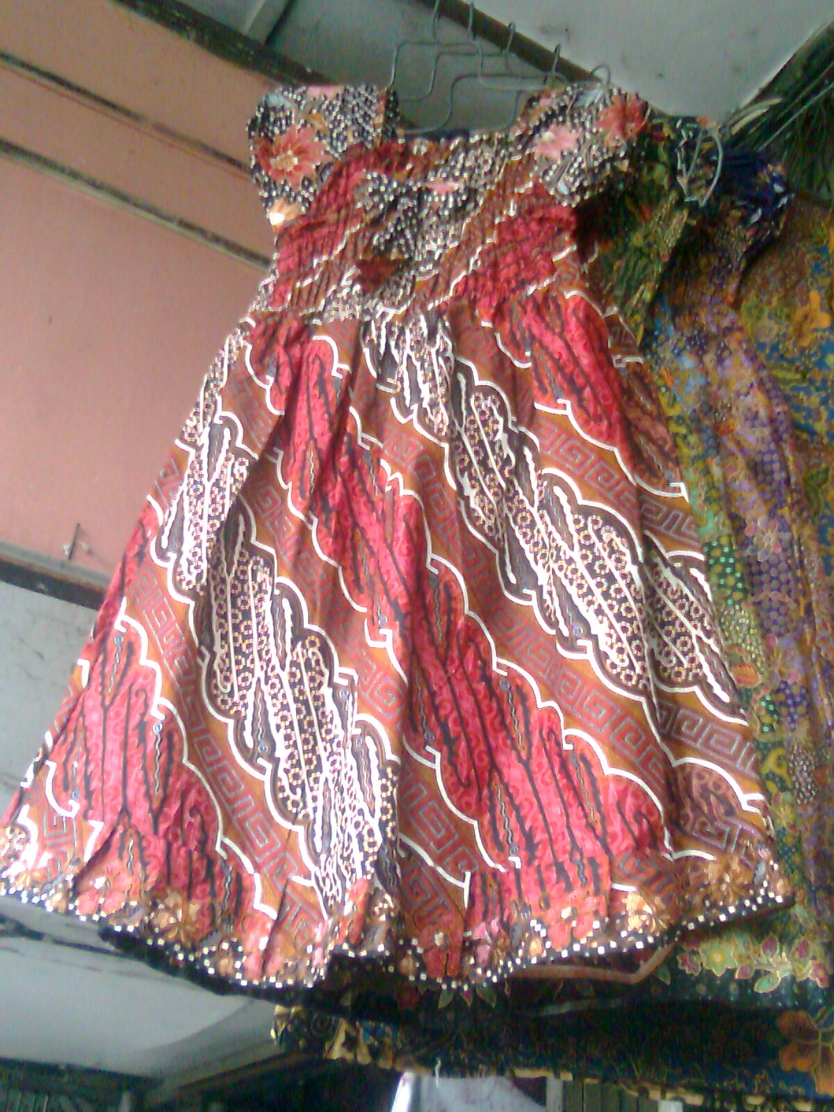 BATIK NYAI PANDANSARI: Batik gaun anak dan ABG