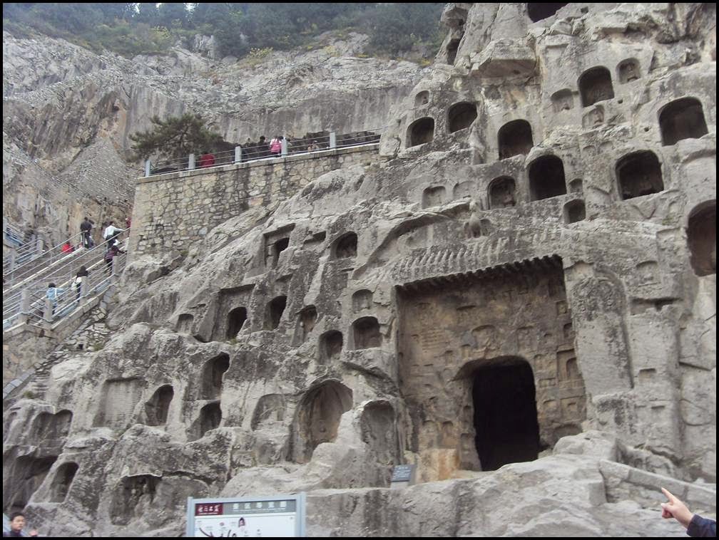 Travel Longmen Grottoes: Amazing Buddhist Caves and Temples - Travel ...