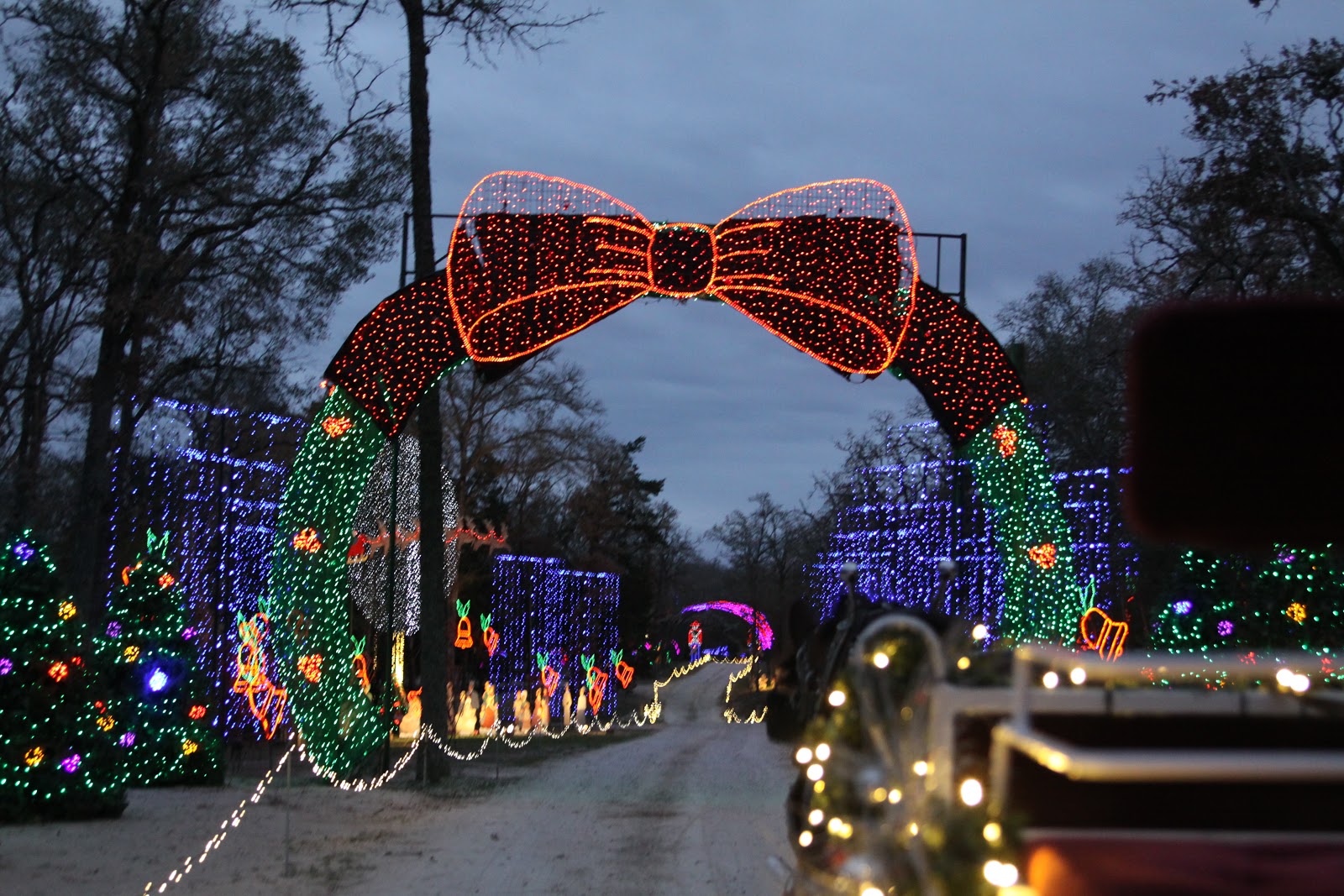 Life as a Frazier: Santa's Wonderland